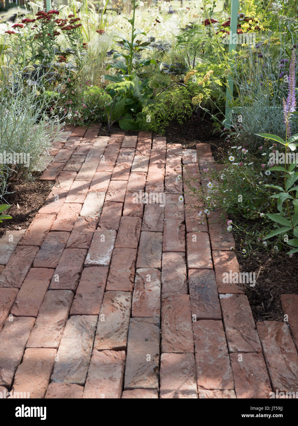 Arrange : Rearrange show garden designed by Anna Rhodes and Joshua ...