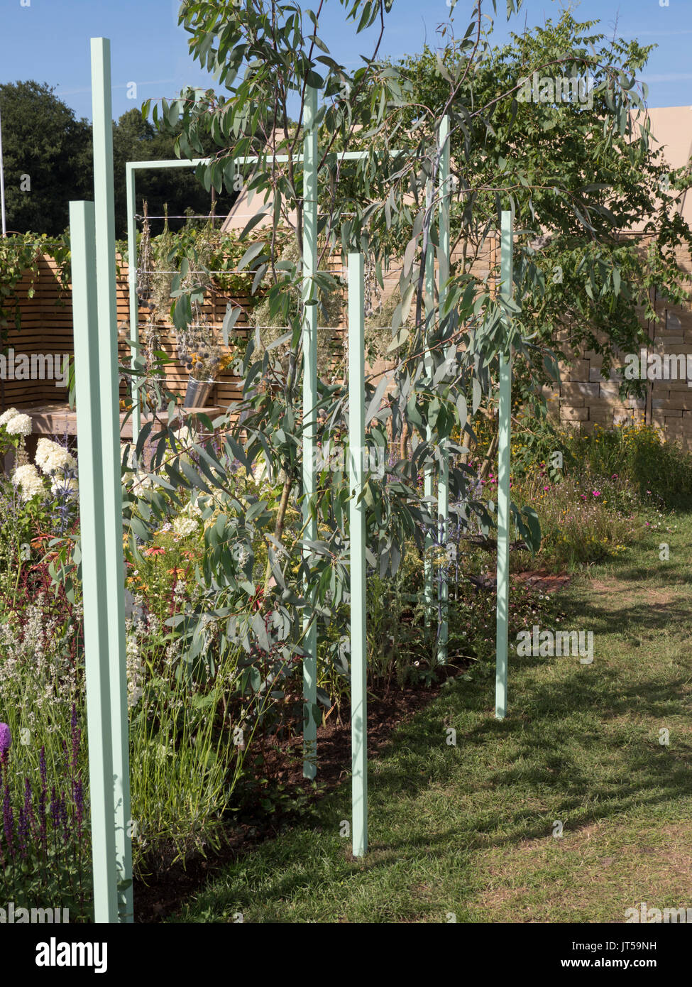 Arrange : Rearrange show garden designed by Anna Rhodes and Joshua ...