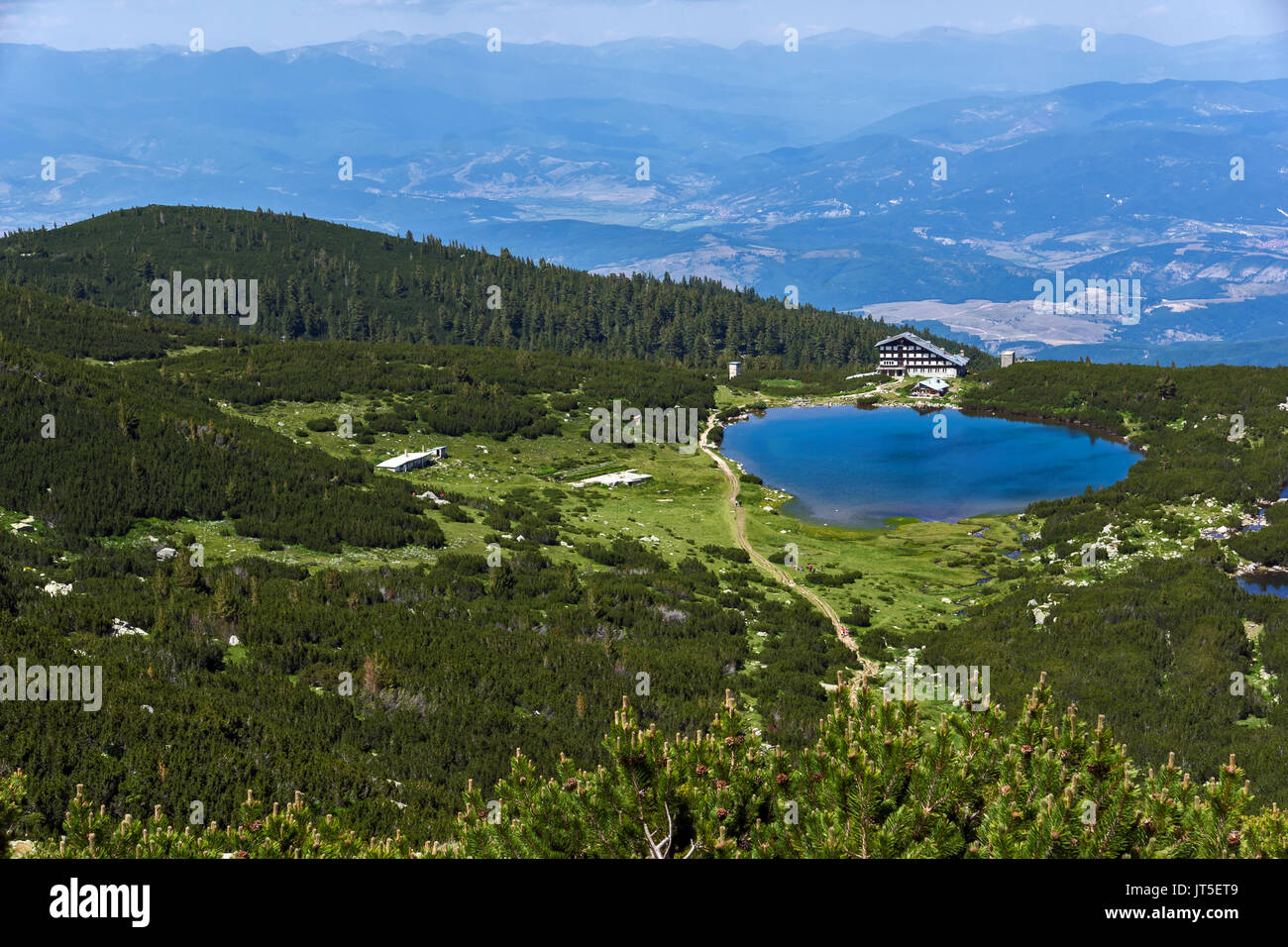 Lake Bezbog and Bezbog hut, Pirin Mountain, Bulgaria Stock Photo - Alamy