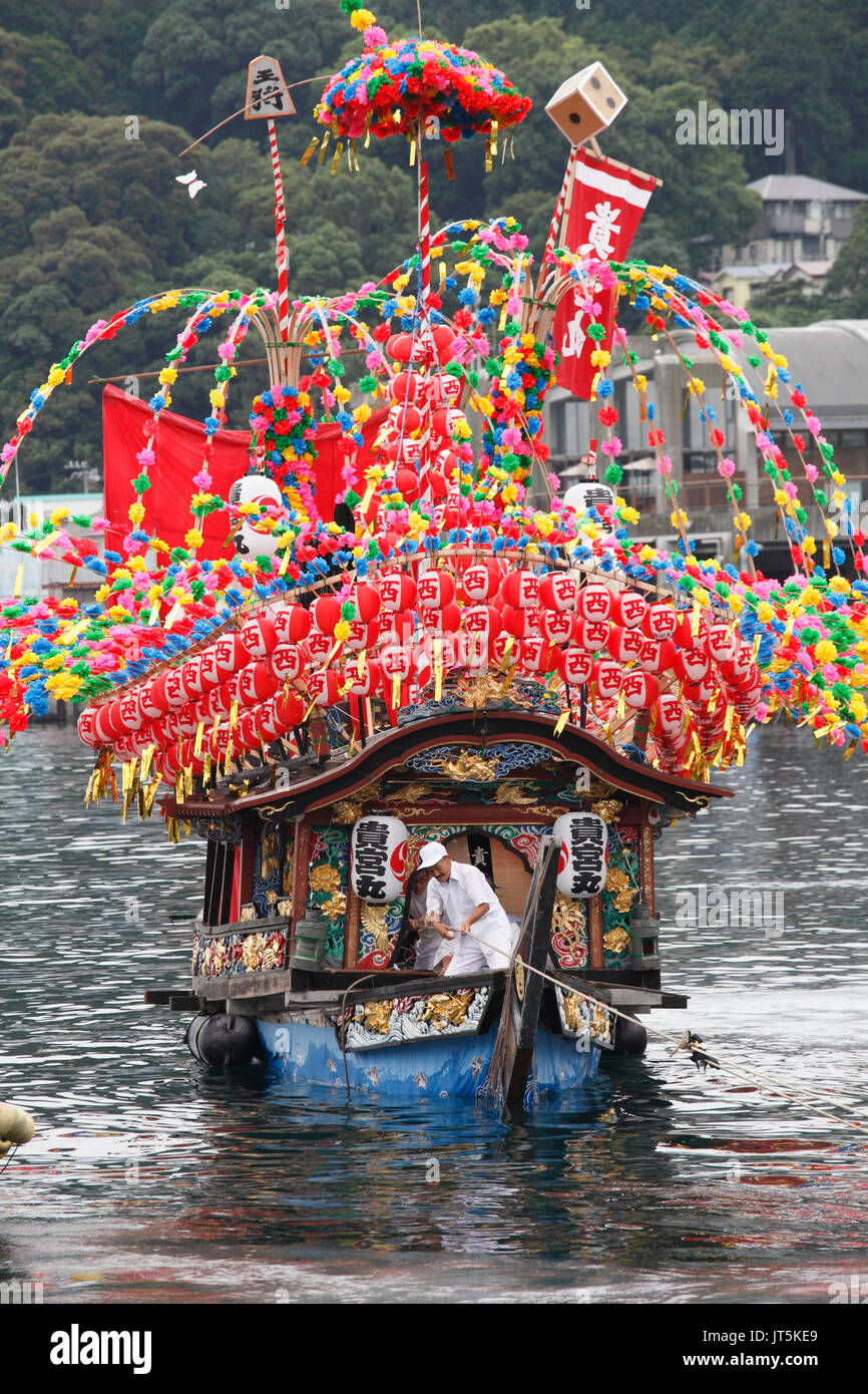 Japan, Manazuru, Kibune Matsuri, festival, boat, people Stock Photo - Alamy