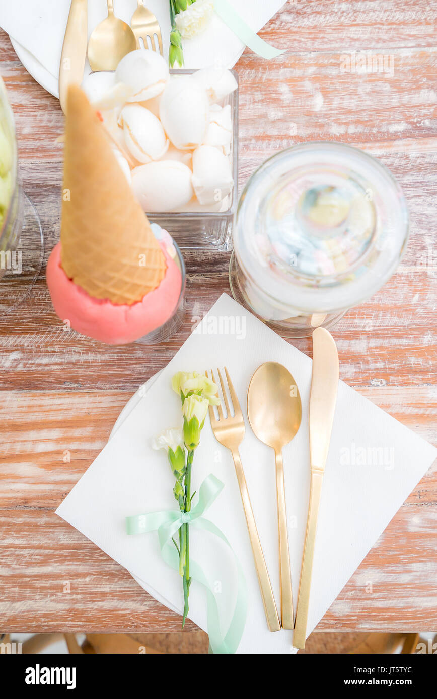dinner dining table top view prepare for party Stock Photo - Alamy