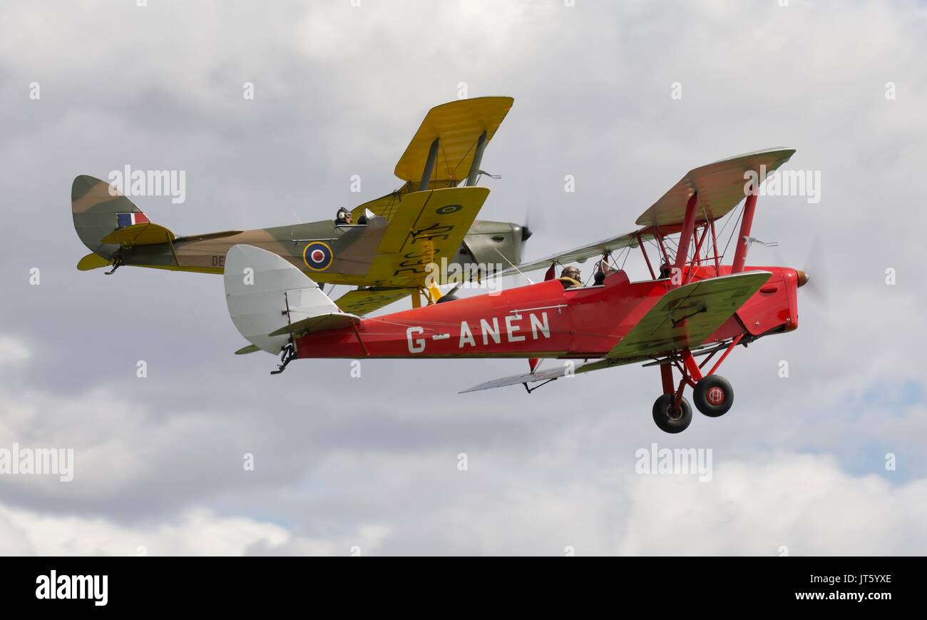 Tiger moth display team hi-res stock photography and images - Alamy