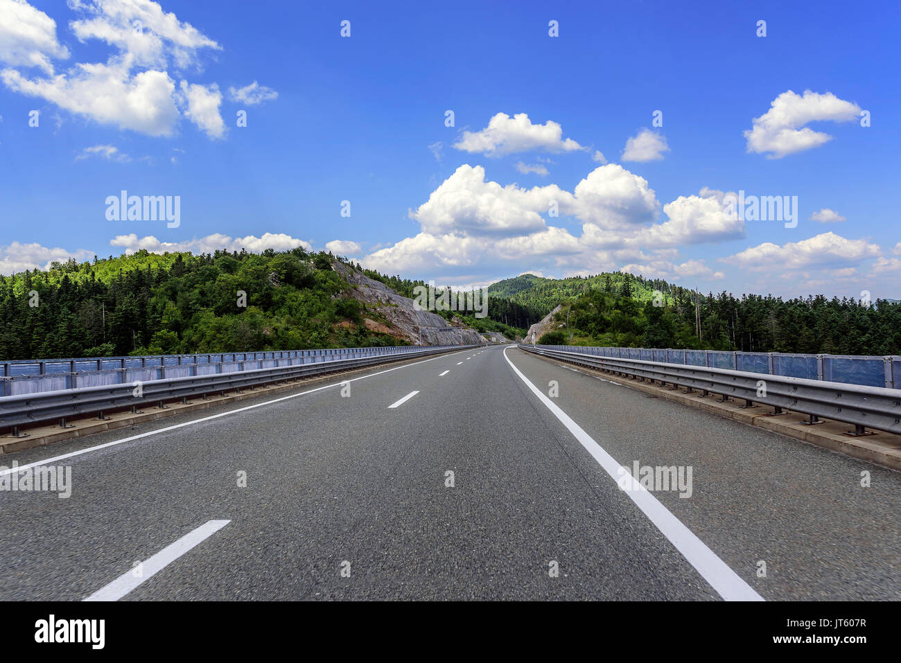 Highway outside the city hi-res stock photography and images - Alamy
