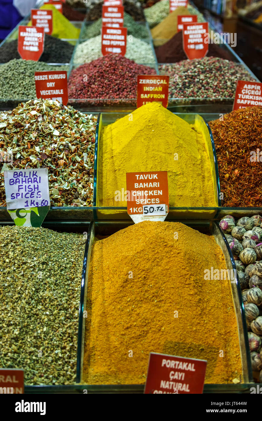 Istanbul traditional bazaars hi-res stock photography and images - Alamy
