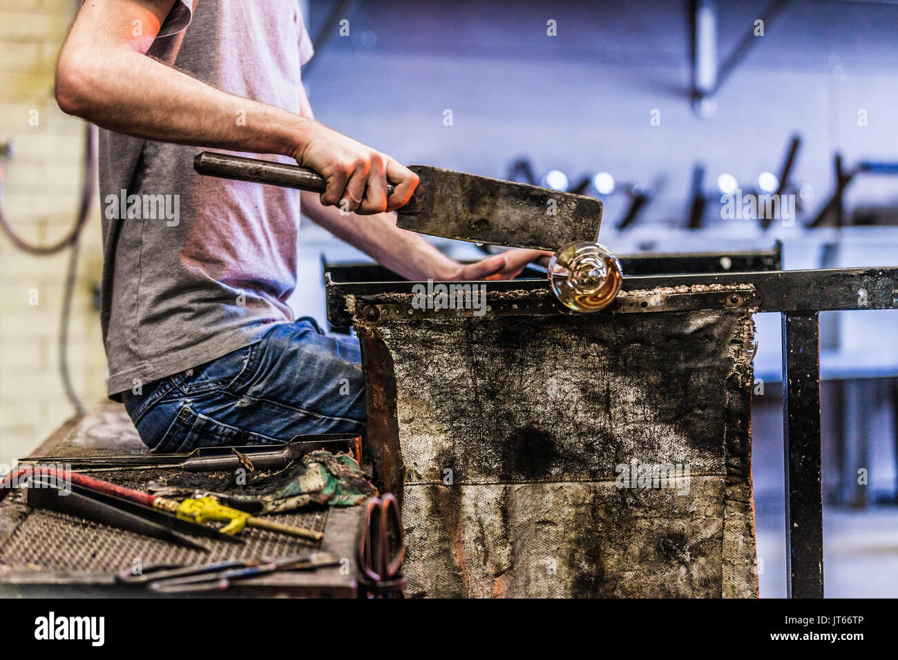 Glassblowing paddle hi-res stock photography and images - Alamy