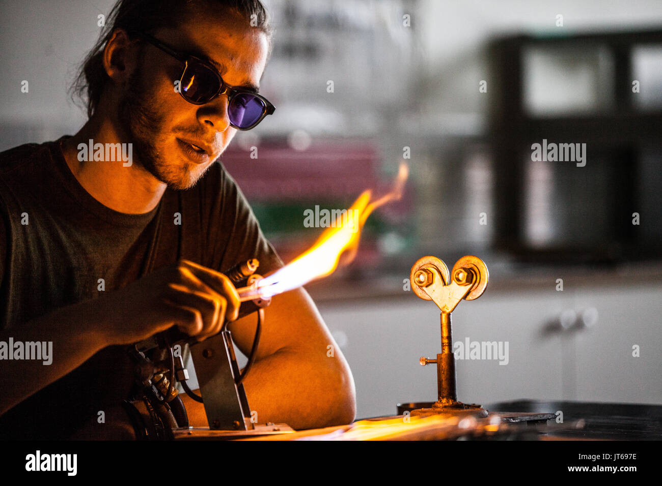 Flameworking hi-res stock photography and images - Alamy