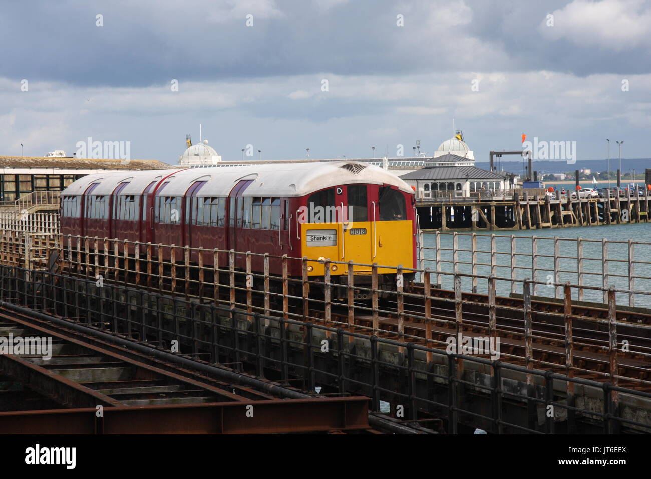 AN ISLAND LINE EX LONDON UNDERGROUND TRAIN ON THE ISLE OF WIGHT Stock ...