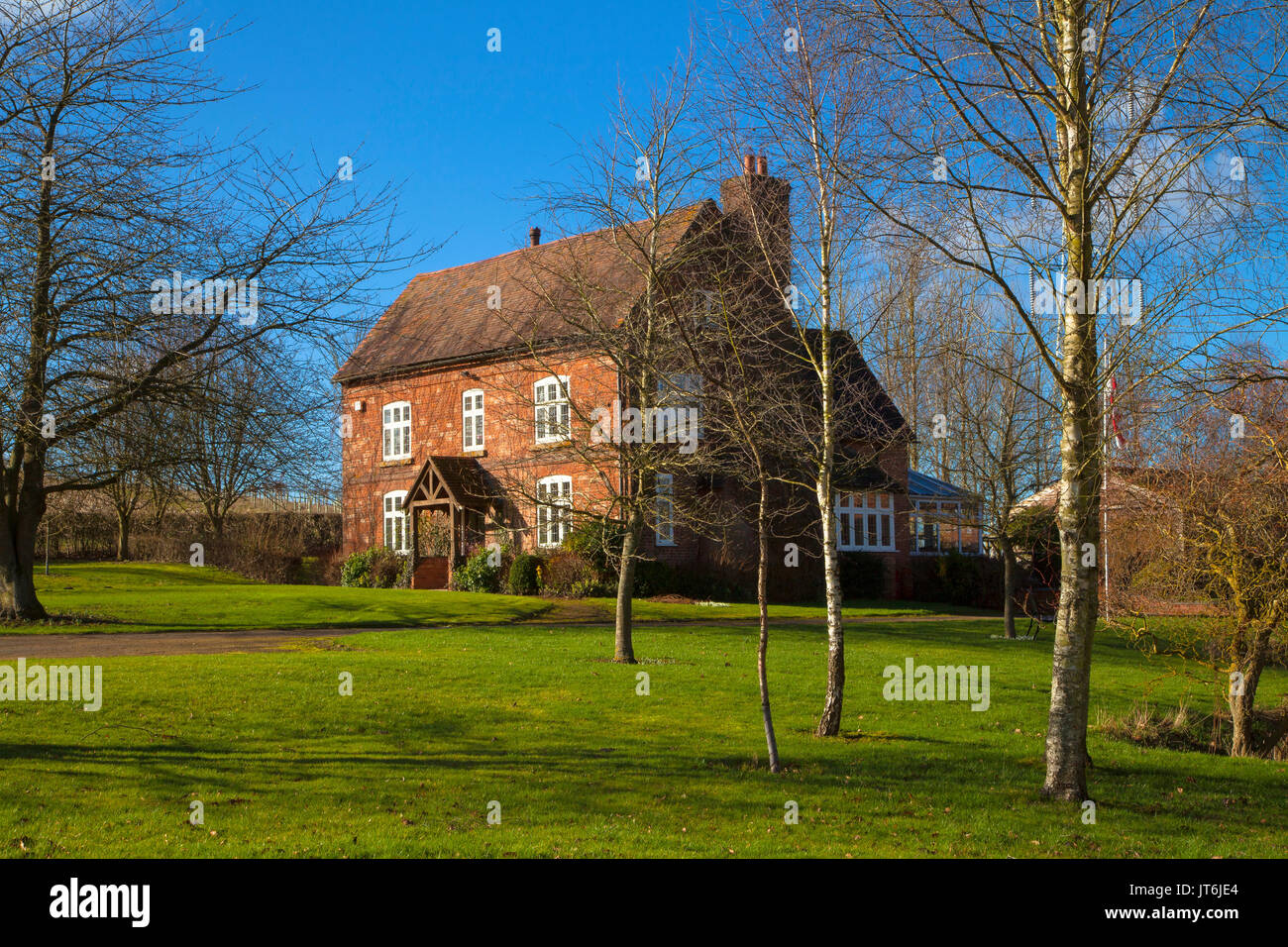 English Country Farmhouse Stock Photo - Alamy