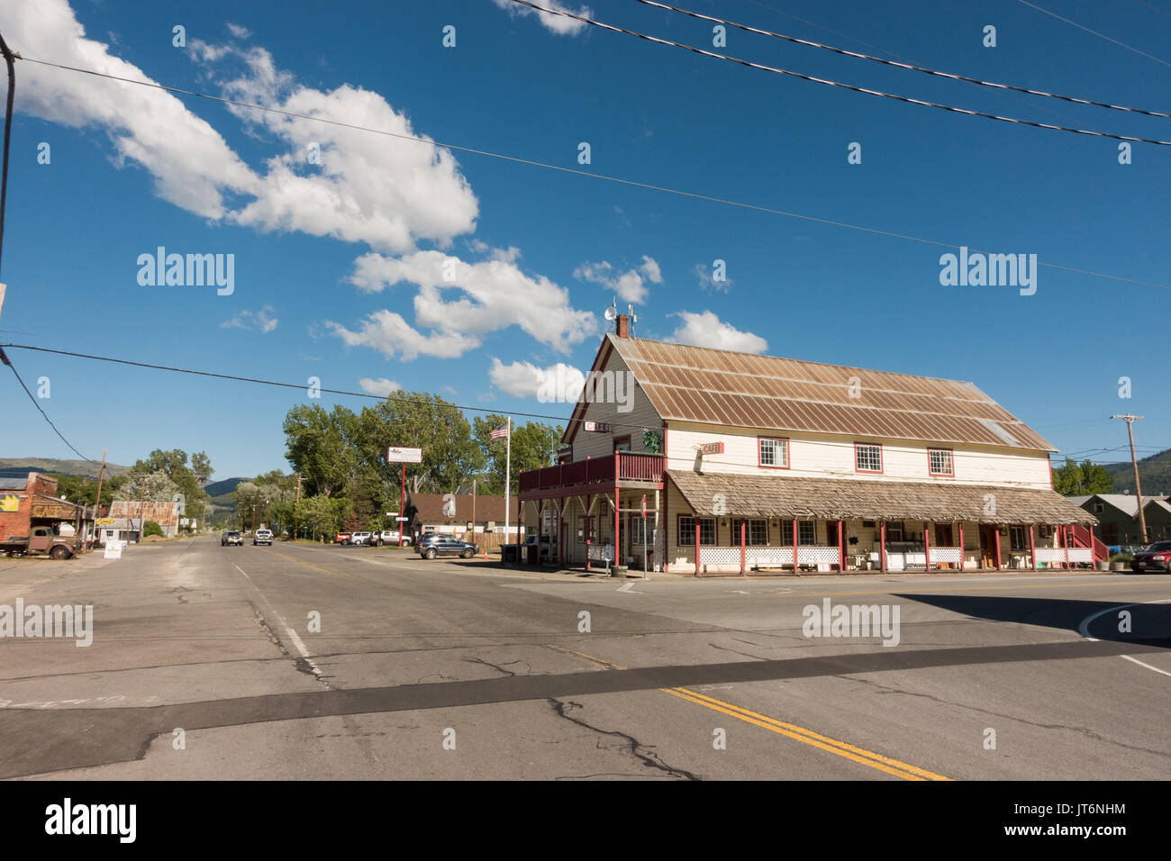 Building along the Main St. / Golden Chain Highway Sierraville, CA ...