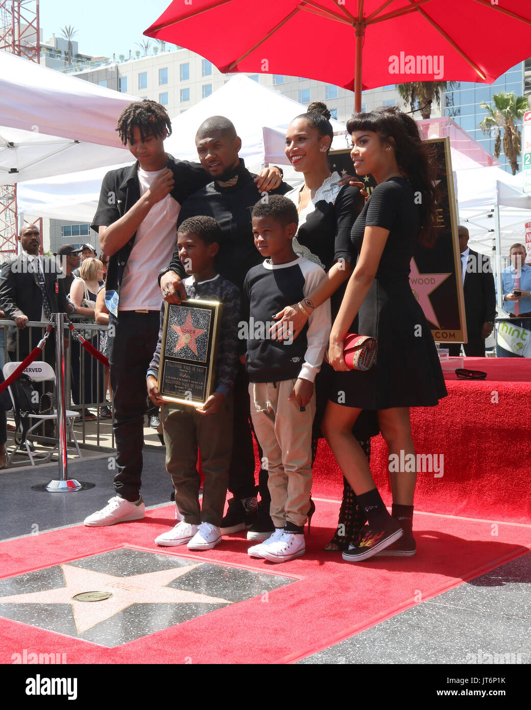 Naviyd ely raymond and usher raymond v hi-res stock photography and ...