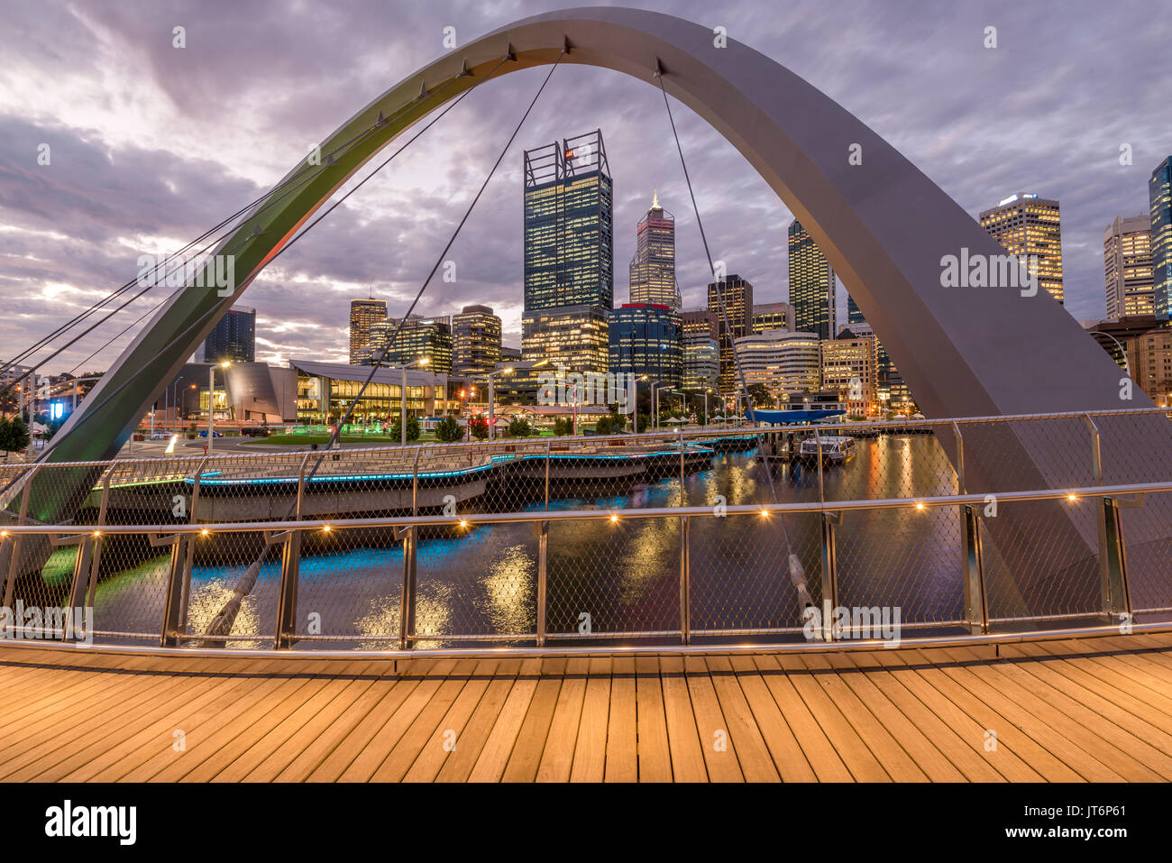 Elizabeth quay bridge hi-res stock photography and images - Alamy