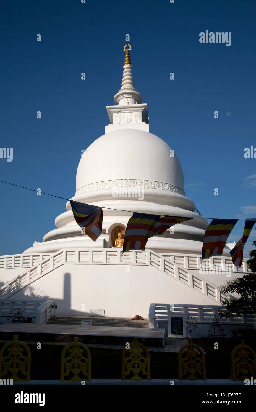Rumassala peace pagoda hi-res stock photography and images - Alamy