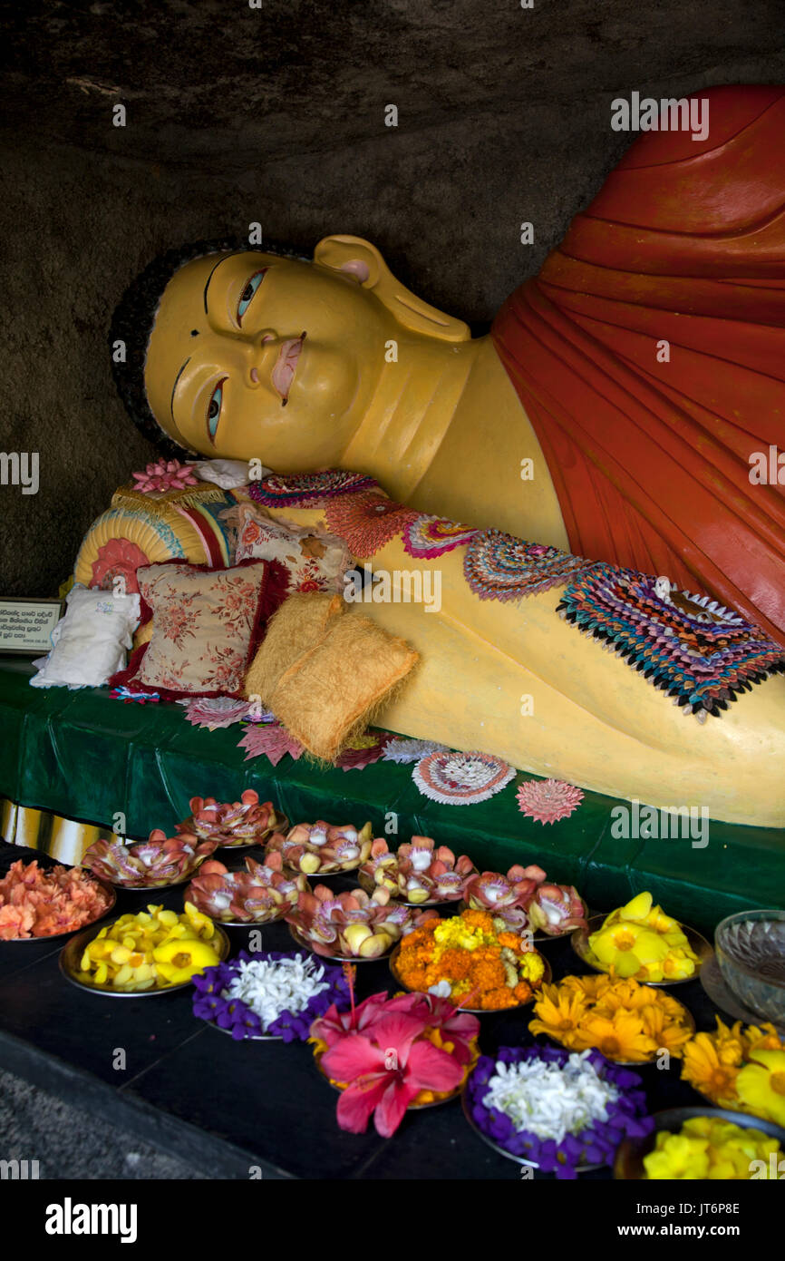 sri vivekaramaya temple rumassala hillside galle southern province sri ...