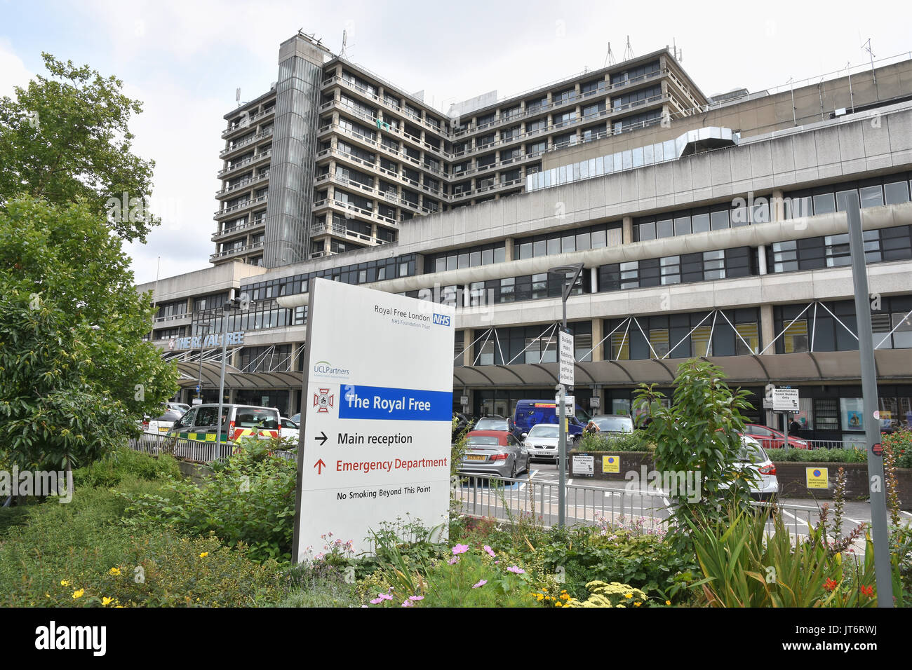 The royal free hospital hampstead london hi-res stock photography and ...