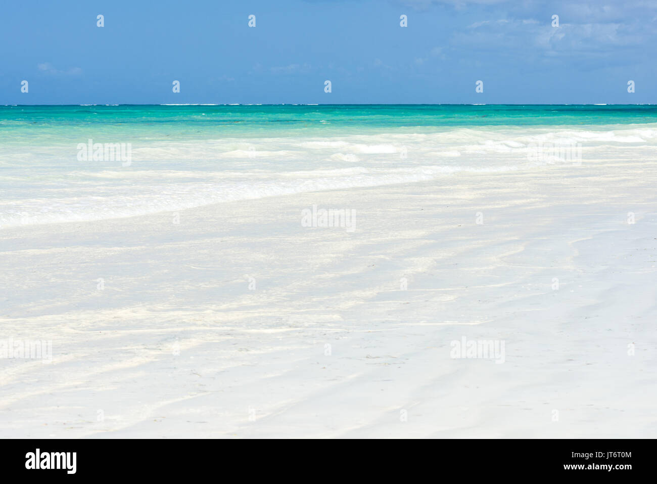 Shoreline sand hi-res stock photography and images - Alamy