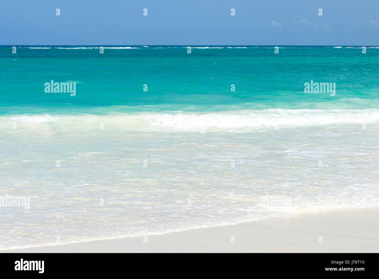 Shoreline sand hi-res stock photography and images - Alamy