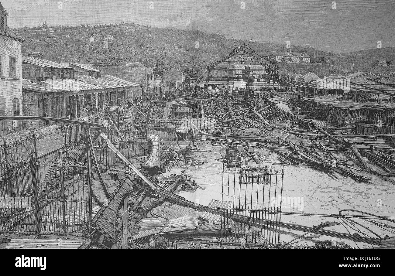 Damage caused by cyclone hi-res stock photography and images - Alamy