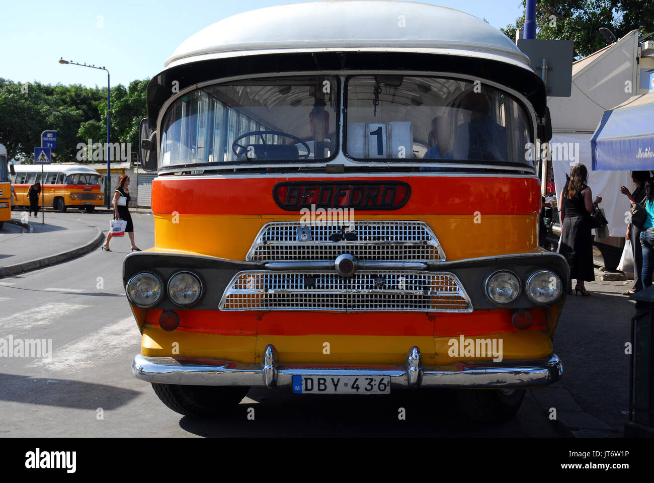 Old fashioned bus stop hi-res stock photography and images - Alamy