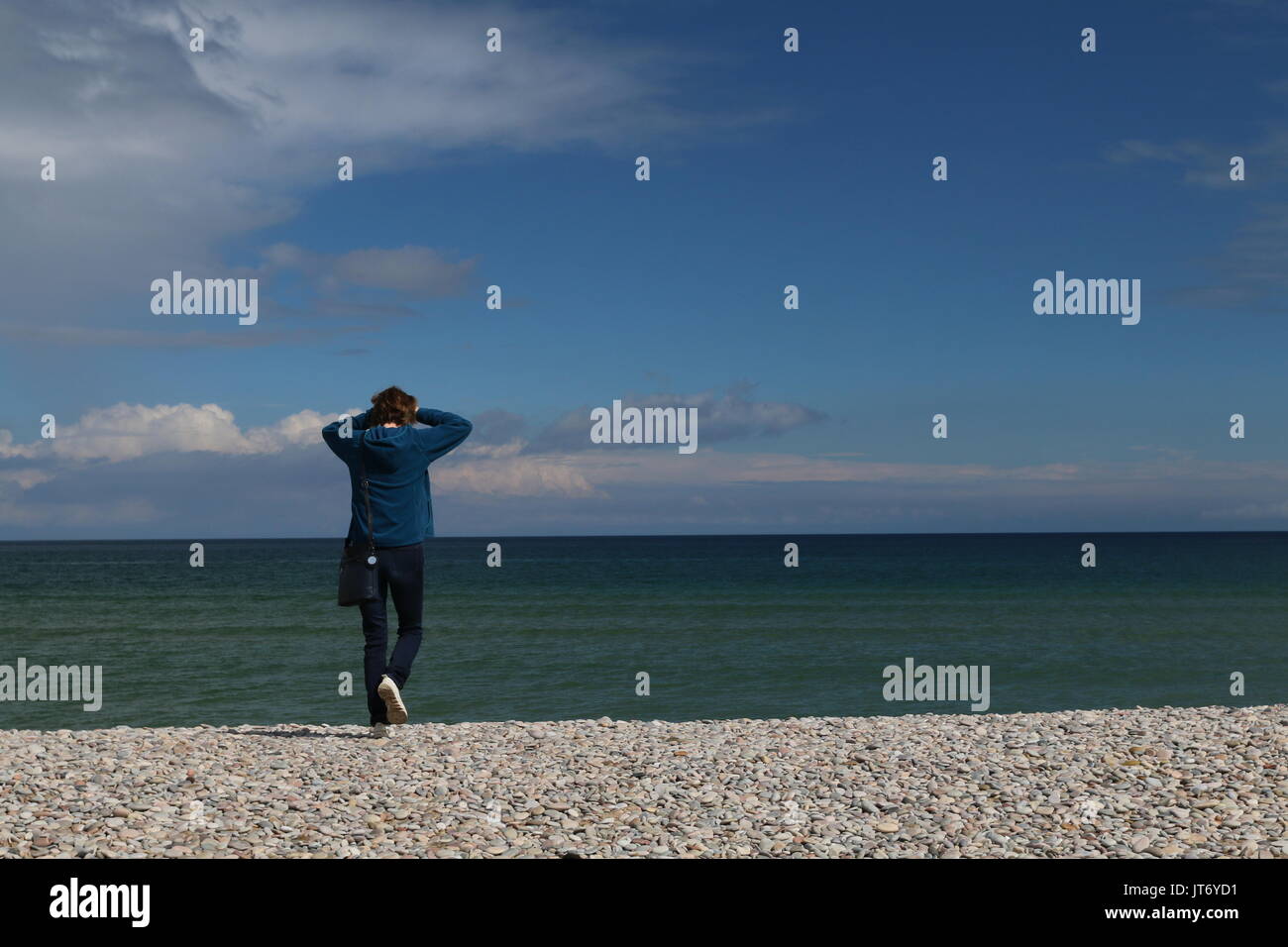 Horizontal figure hi-res stock photography and images - Alamy