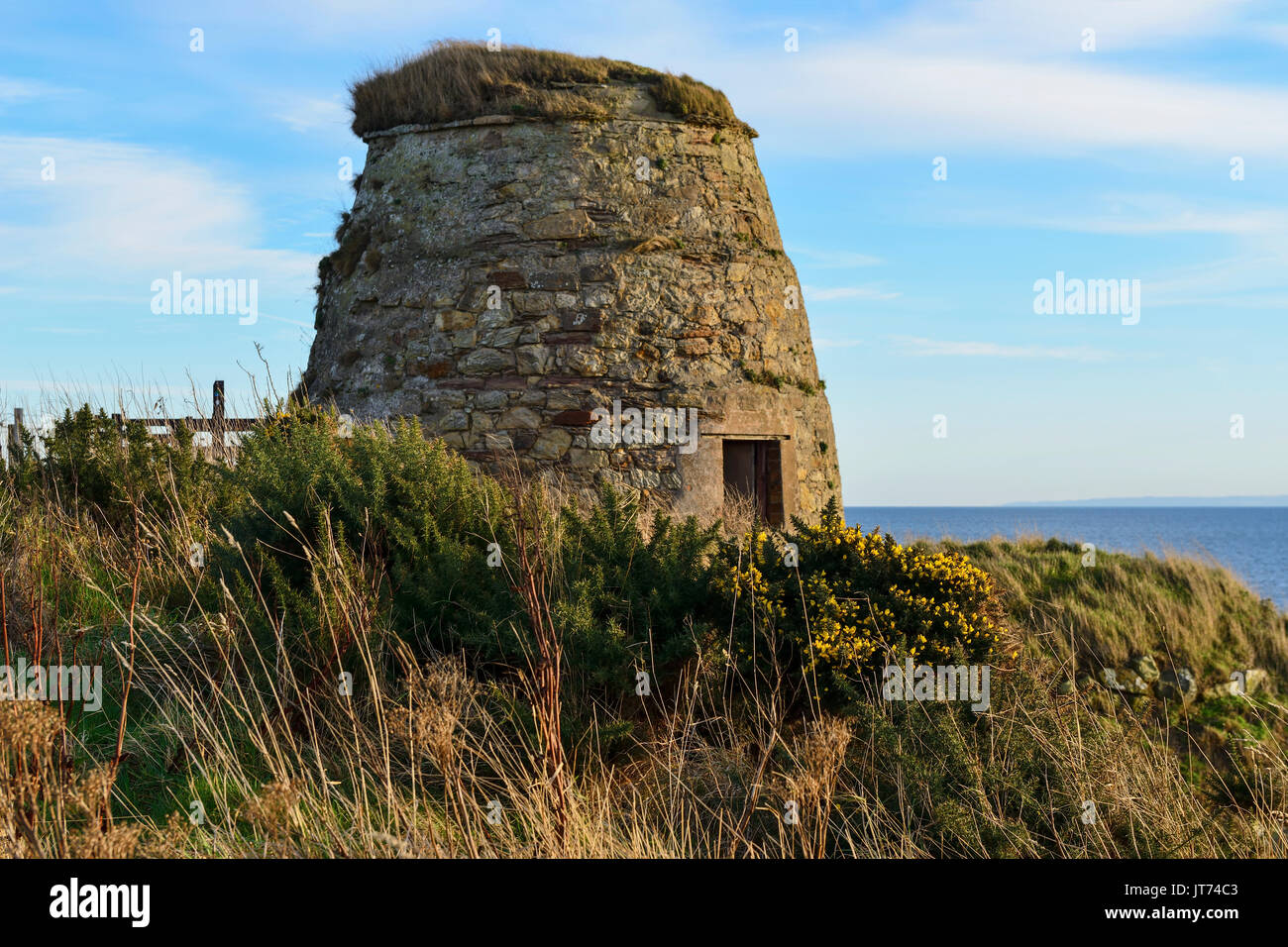 Dovecot doocot scotland hi-res stock photography and images - Alamy