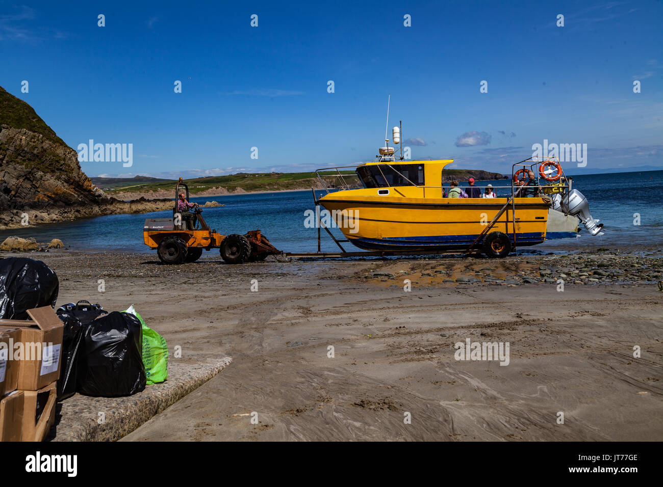 Tractor on a boat hi-res stock photography and images - Alamy