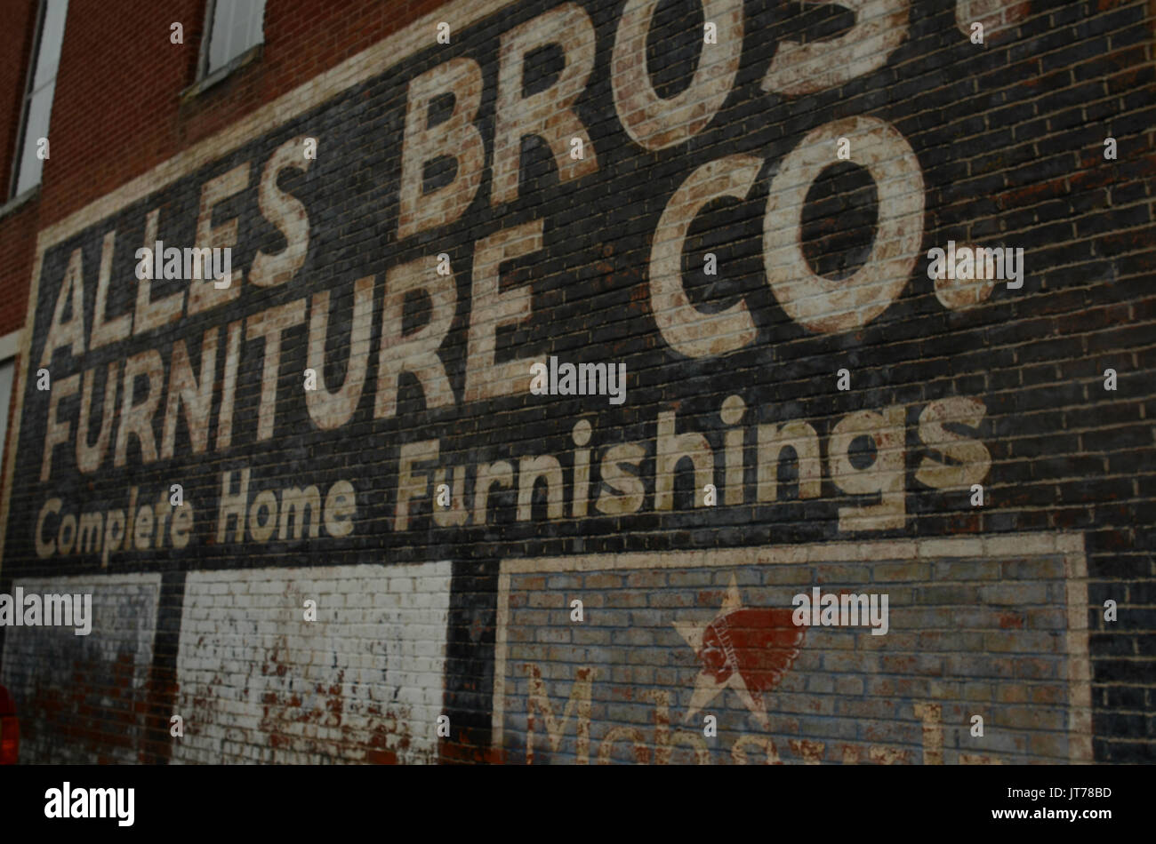 Ghost sign victorian building hi-res stock photography and images - Alamy