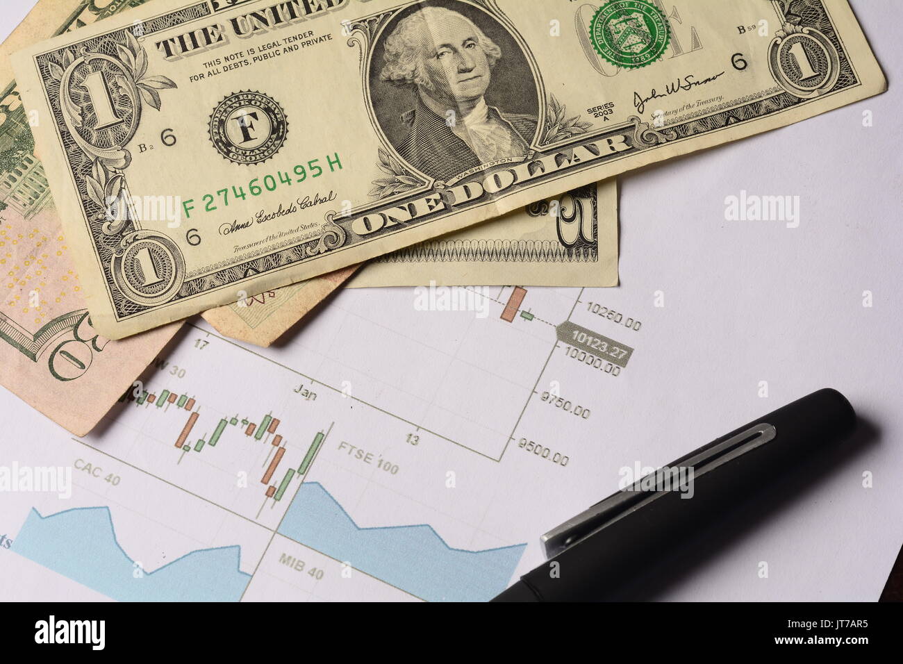 Money graphics hi-res stock photography and images - Alamy