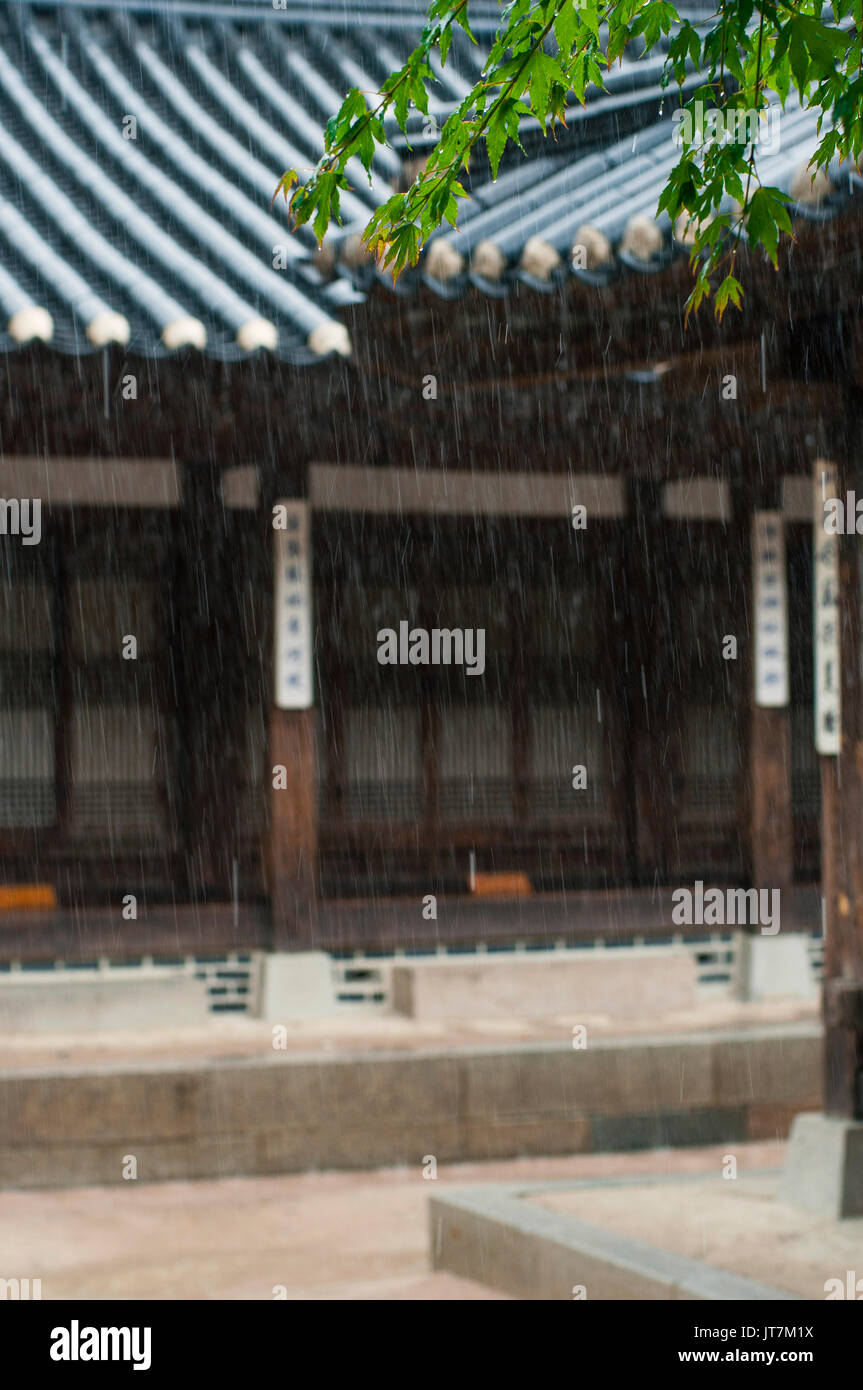 Namsan hanok hi-res stock photography and images - Alamy