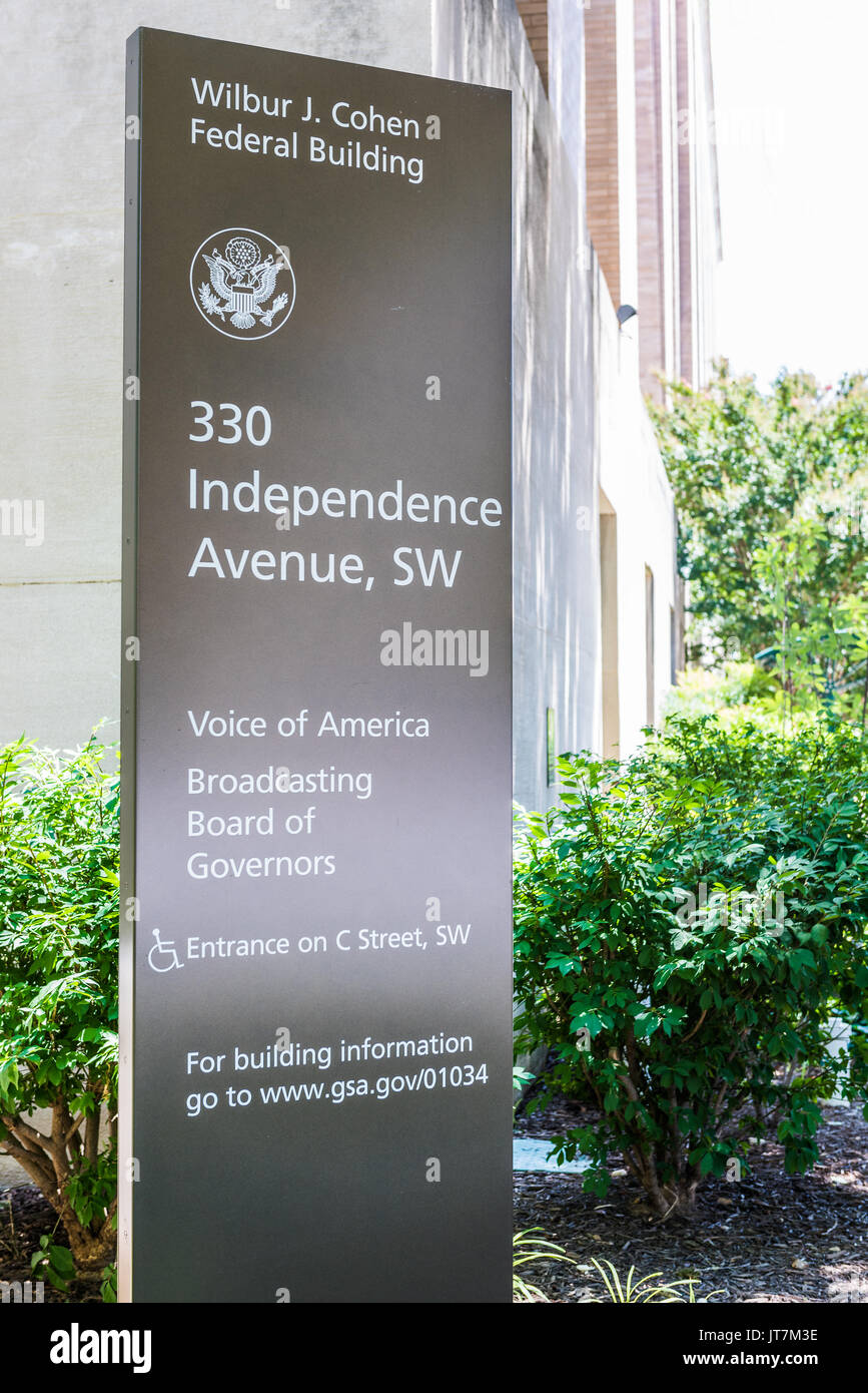 Corporate sign board street hi-res stock photography and images - Alamy