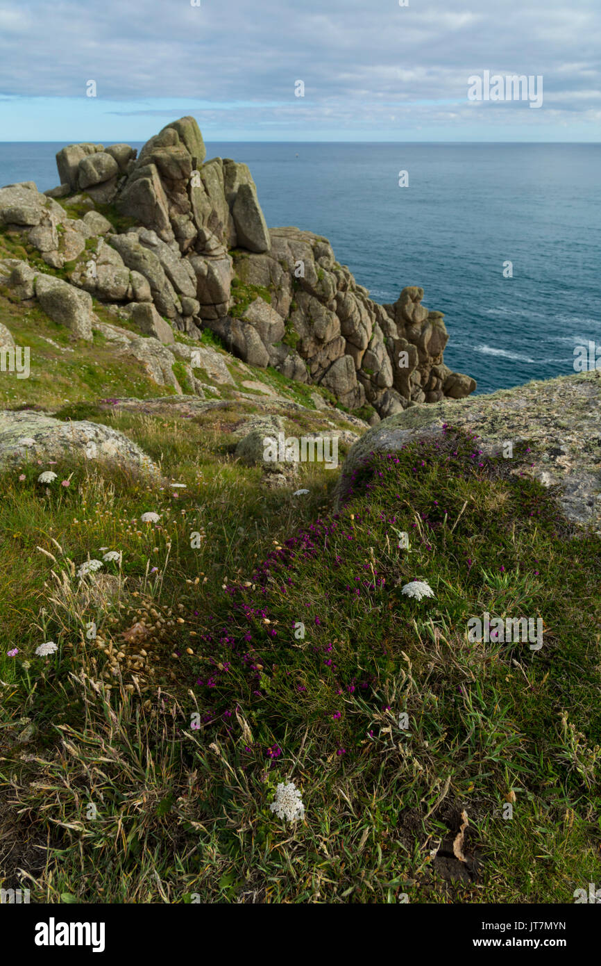 The coast at Gwennap Head in West Cornwall Stock Photo - Alamy