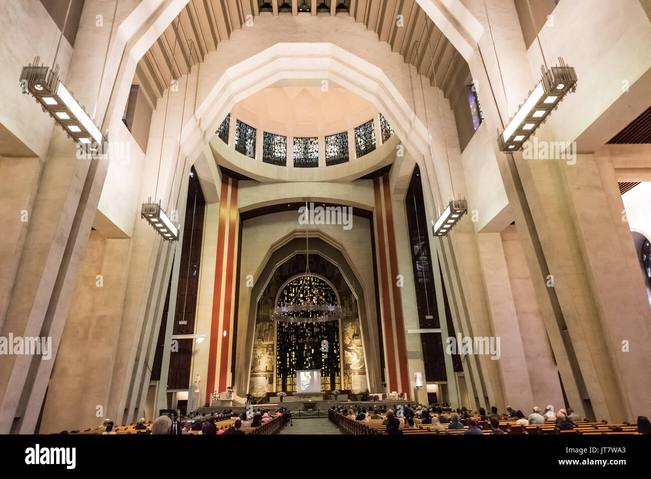 St. joseph's oratory montreal hi-res stock photography and images - Alamy