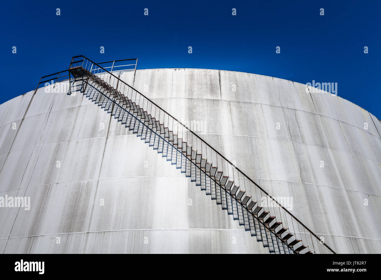 Oil gas chemical plant left hi-res stock photography and images - Alamy