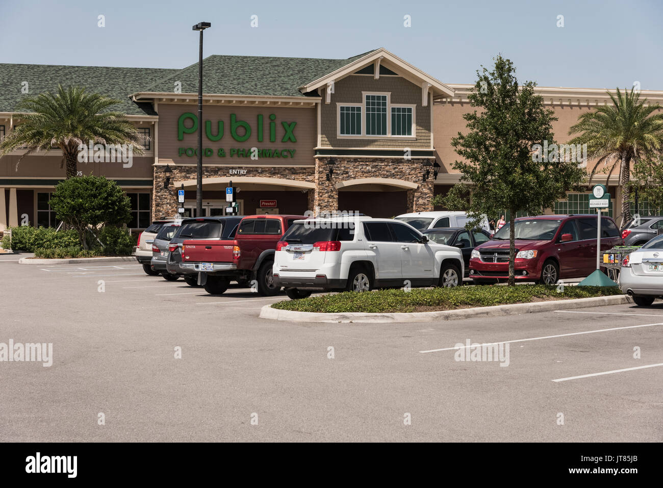 Publix Supermarket The Villages, Florida USA Stock Photo - Alamy