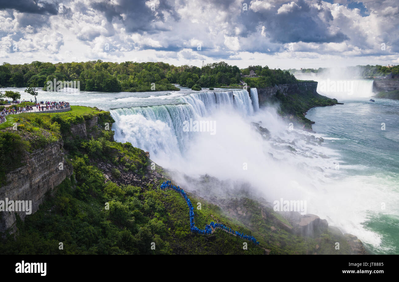 Close up view niagara falls hi-res stock photography and images - Alamy