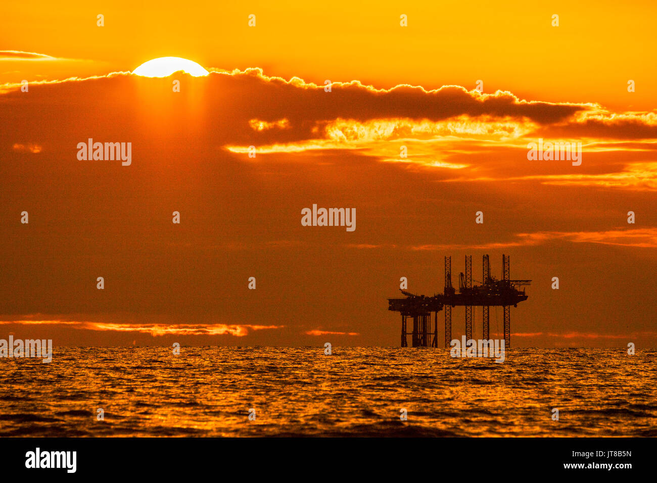 Gas field morecambe bay hi-res stock photography and images - Alamy