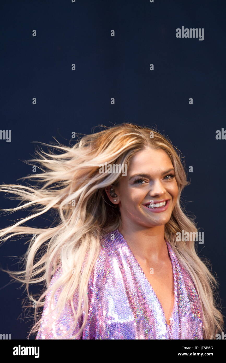 Matt johnson singer hi-res stock photography and images - Alamy