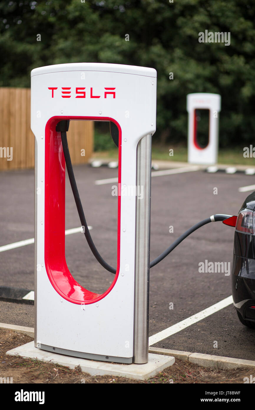 Tesla electric car charging unit hi-res stock photography and images ...