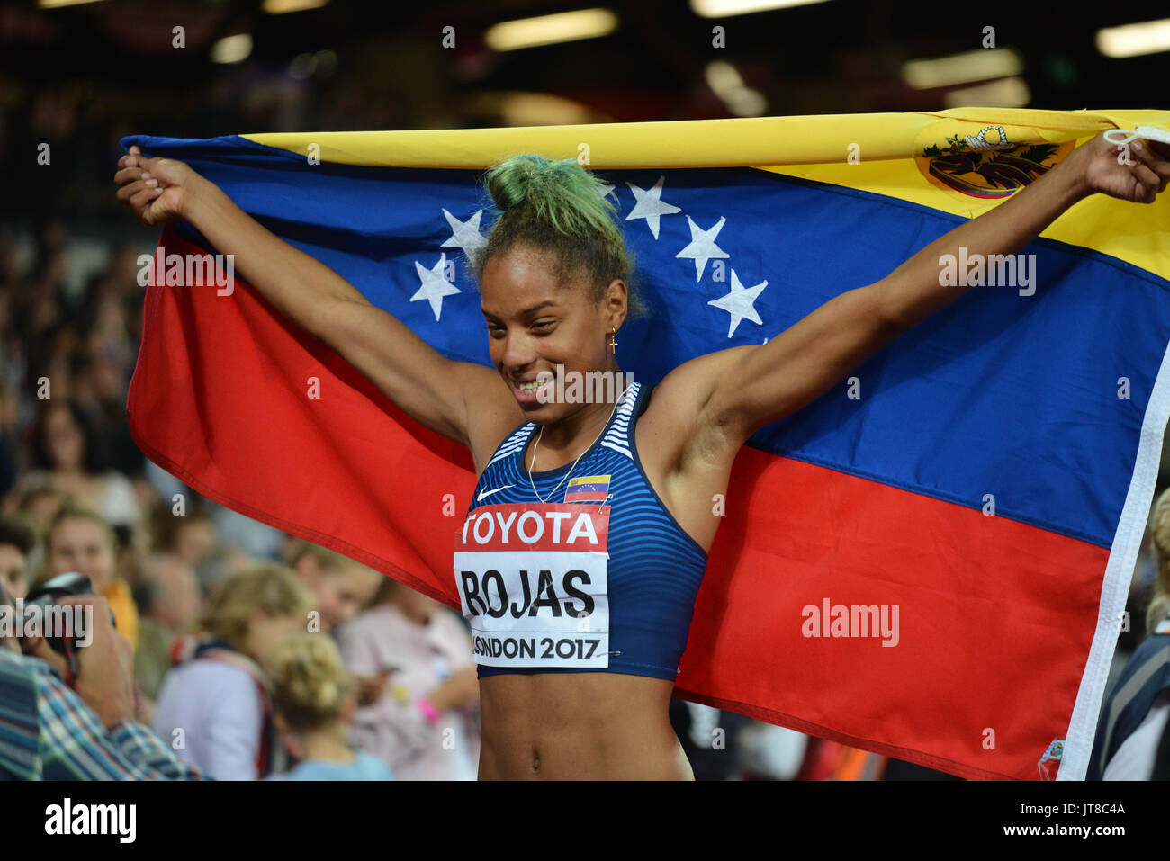 Triple jump women's hi-res stock photography and images - Alamy