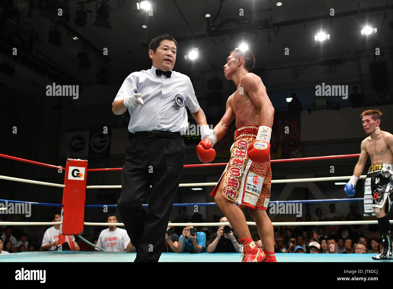 Tokyo, Japan. 5th Aug, 2017. (L-R) Akihiko Katsuragi (Referee), Ryo ...