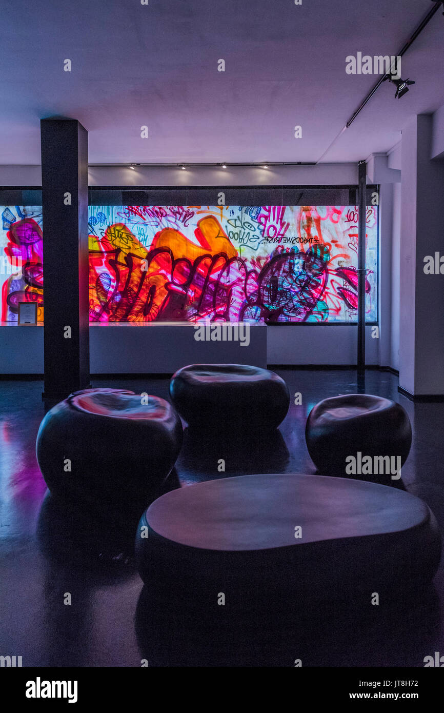 Unit london art gallery hi-res stock photography and images - Alamy