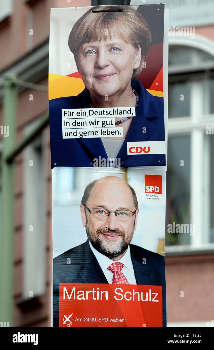 Berlin, Germany. 8th Aug, 2017. Campaign poster for the 2017 German ...