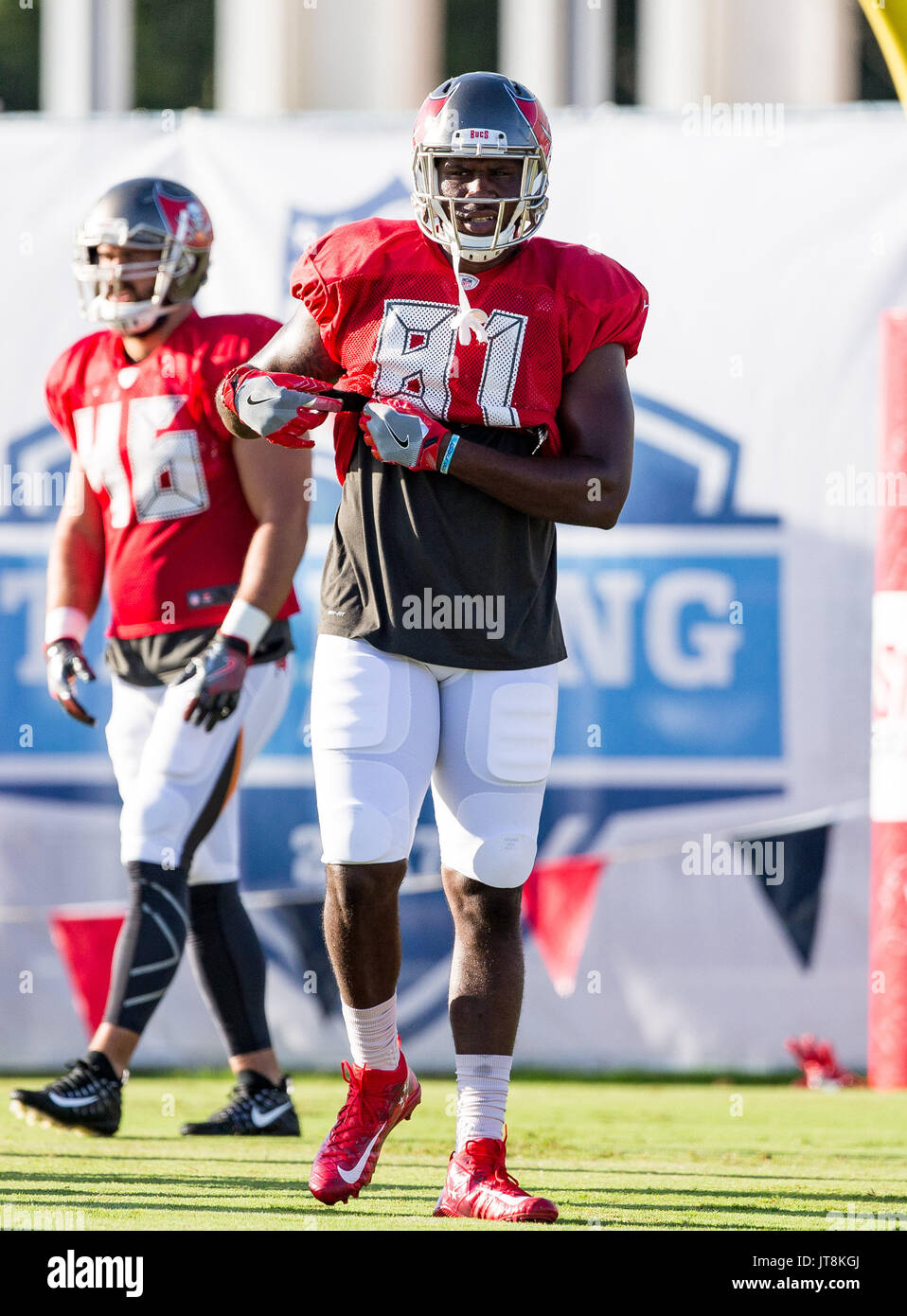 Tampa bay buccaneers tight end hi-res stock photography and images - Alamy