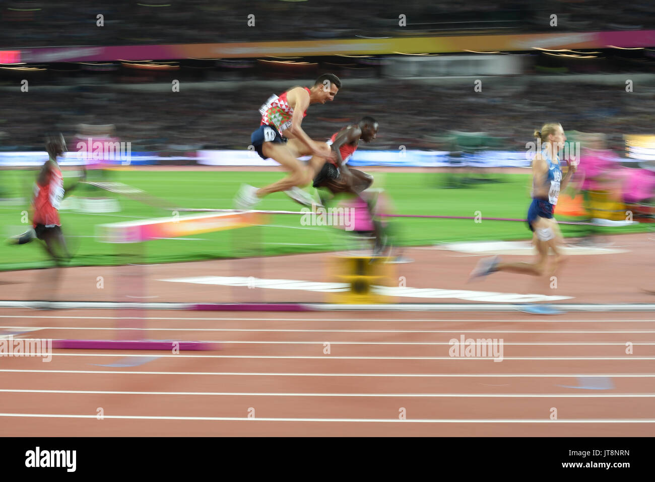 3000 meter steeple chase hi-res stock photography and images - Alamy