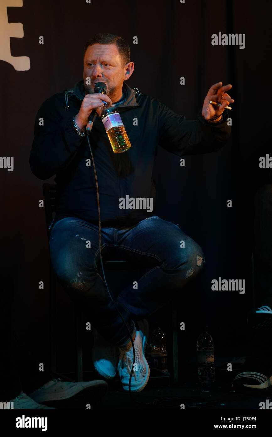 London, UK. 8th Aug, 2017. Shaun Ryder signing Black Grape's new album ...