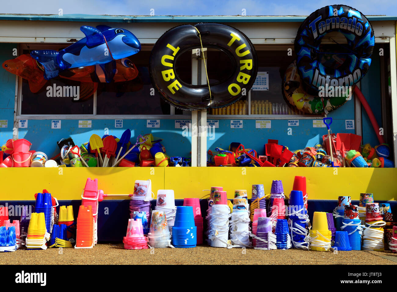 Hunstanton promenade hi-res stock photography and images - Alamy