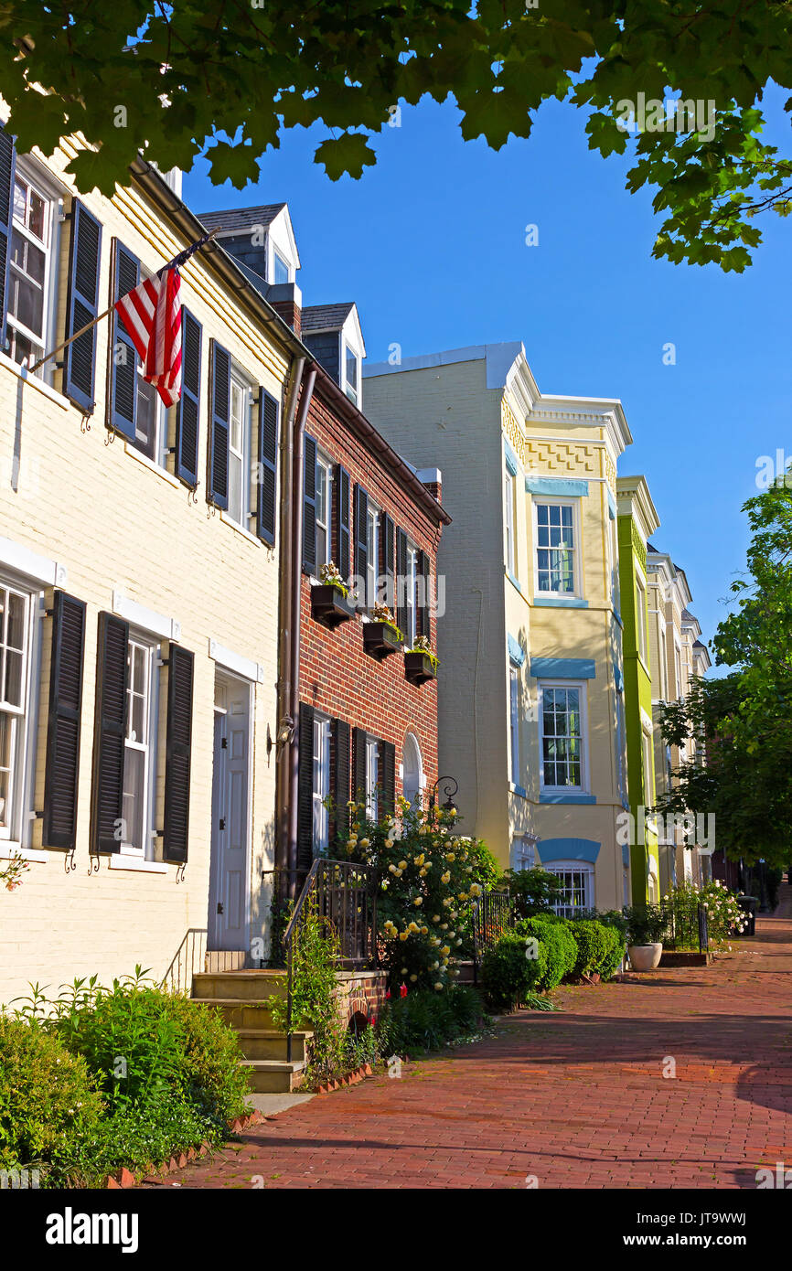 Georgetown neighborhood row houses hi-res stock photography and images ...