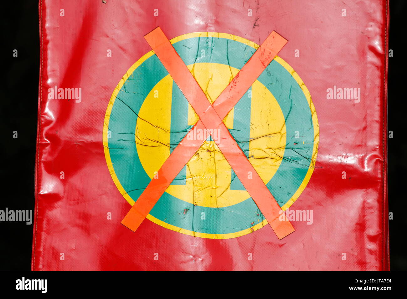 Knows road sign hi-res stock photography and images - Alamy