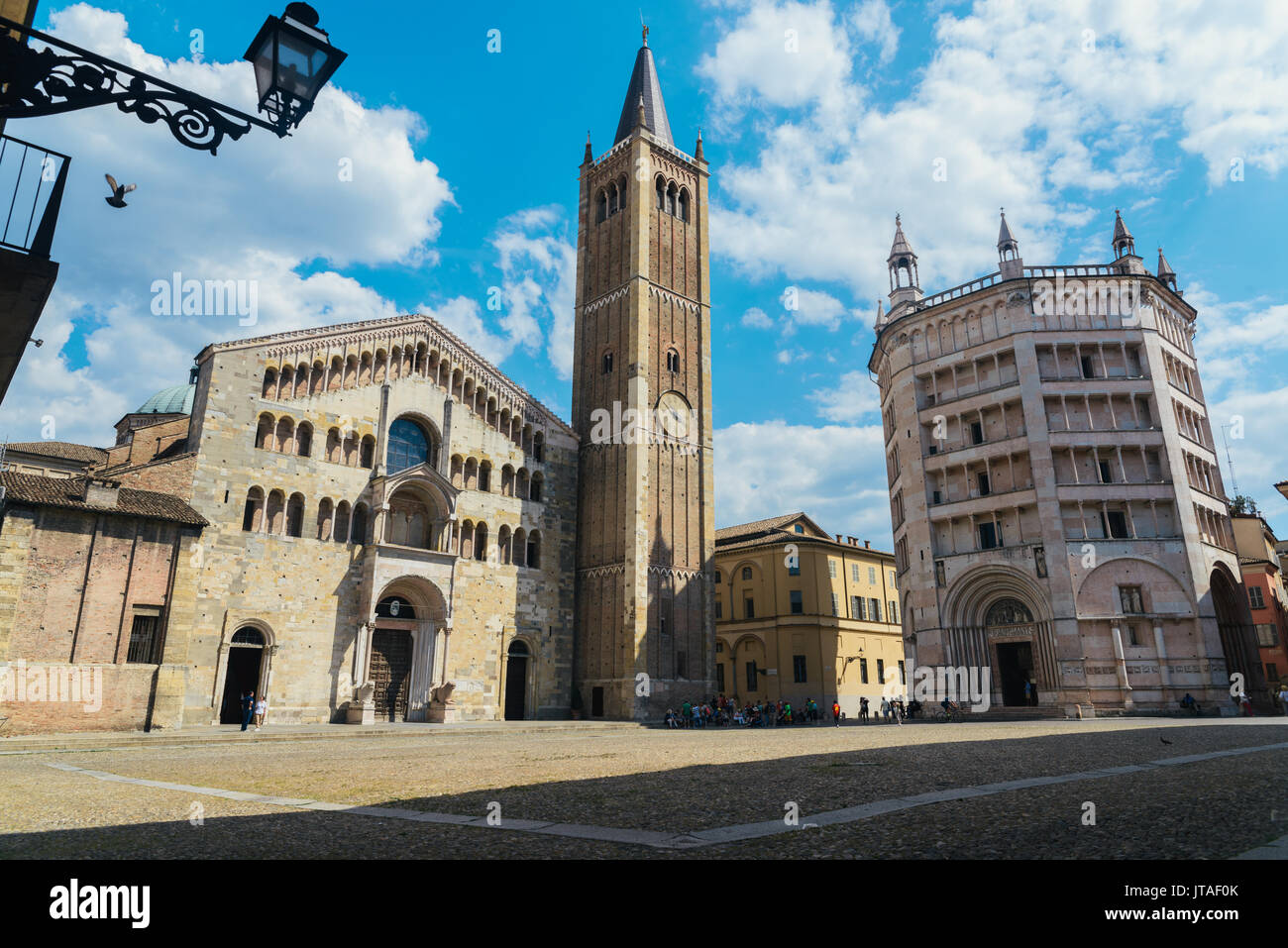 Parma cathedral hi-res stock photography and images - Alamy