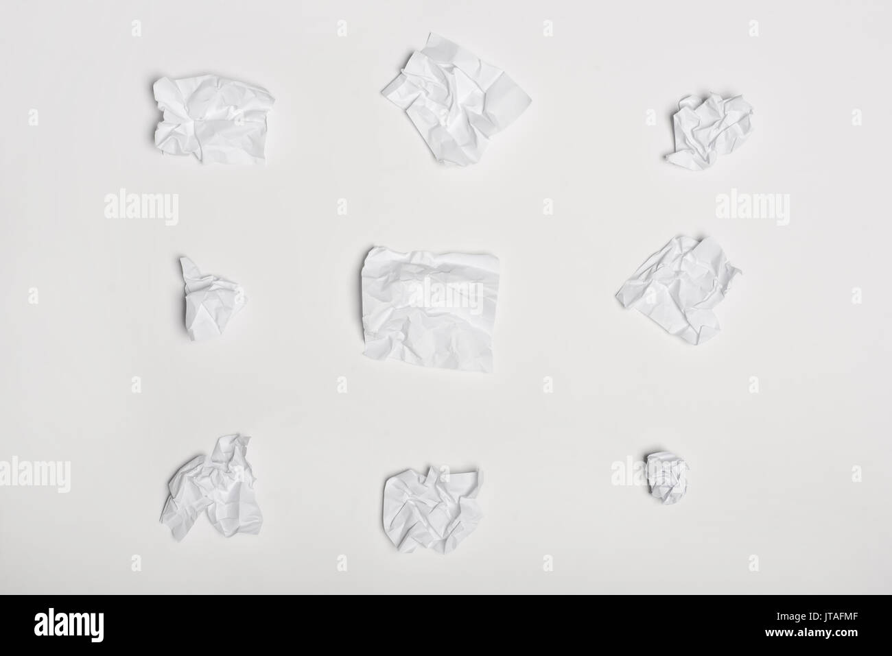 Crumpled notes hi-res stock photography and images - Alamy