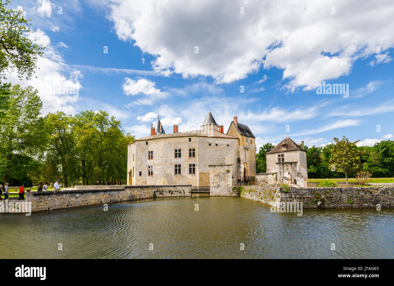 Moat and grounds, Chateau de la Brede set in parkland, a feudal castle ...